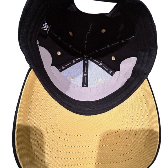 W Authentic | Accessories | Wwe Wrestlemania 39 April 223 Hat La ...